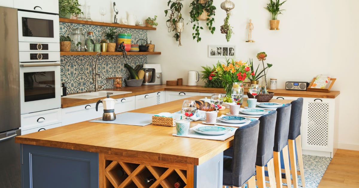 How Spacious Should a Kitchen Be for an Efficient Island Setup ...